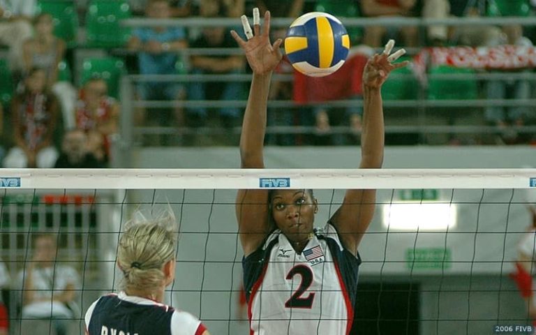 Scott Chosen for Inaugural USAV Courage Award - USA Volleyball